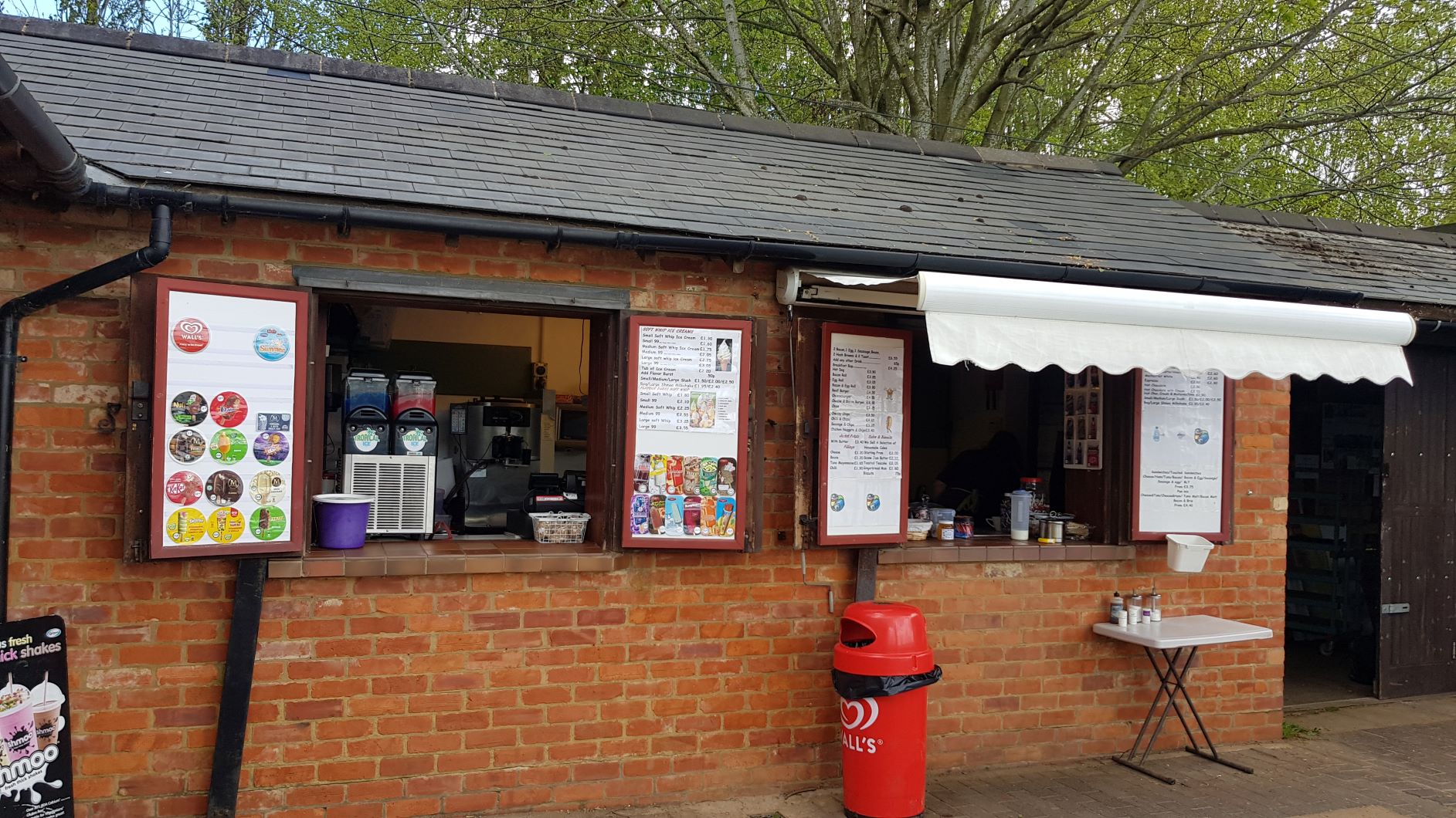 Daventry Country Park With Kids - The Family Ticket