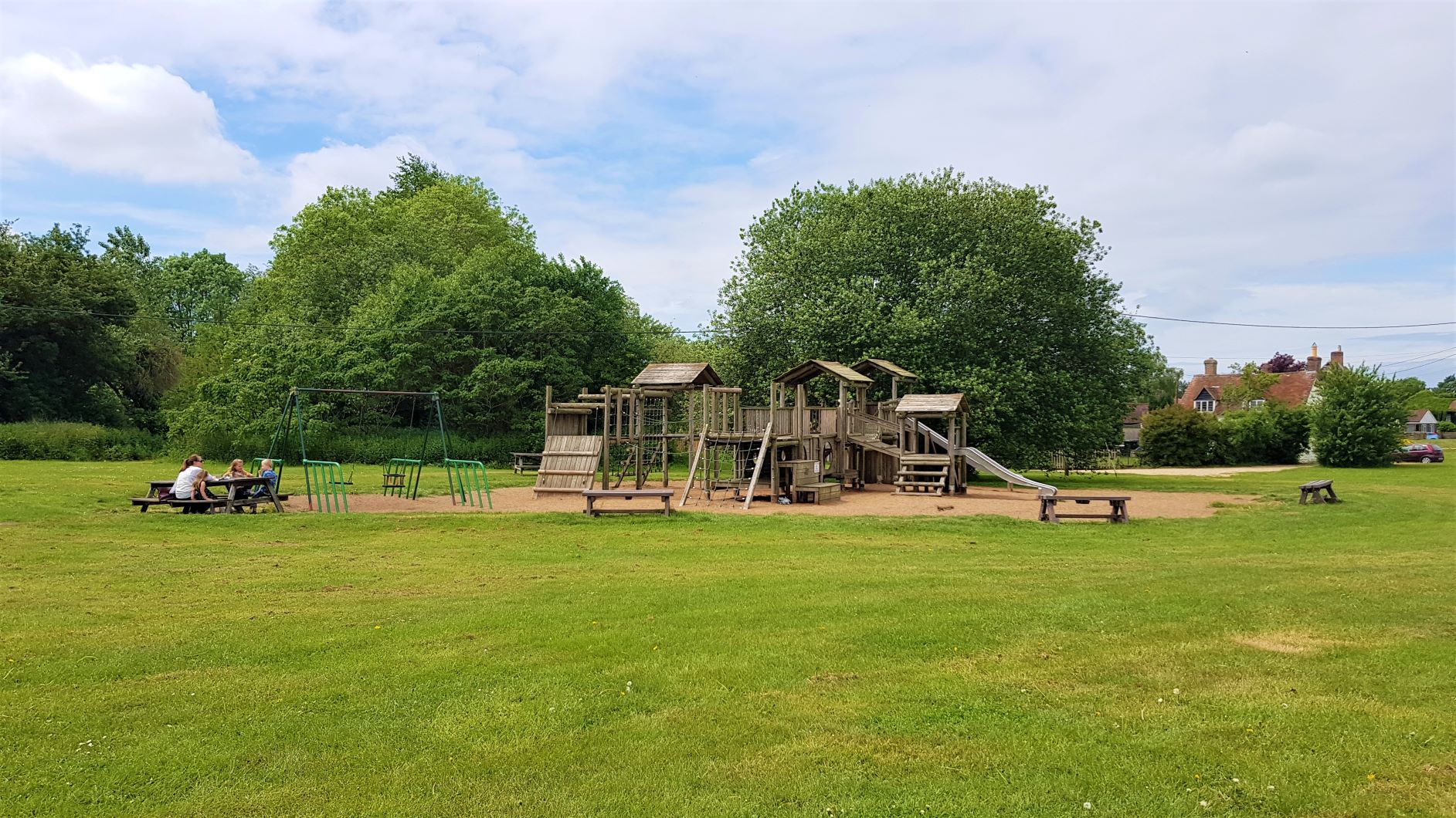 Stadhampton Play Park | Oxfordshire - The Family Ticket