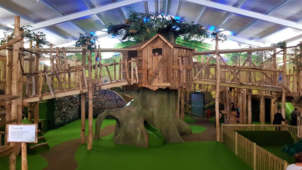Your Guide To Local Farm parks and Zoos And Zoos - The Family Ticket